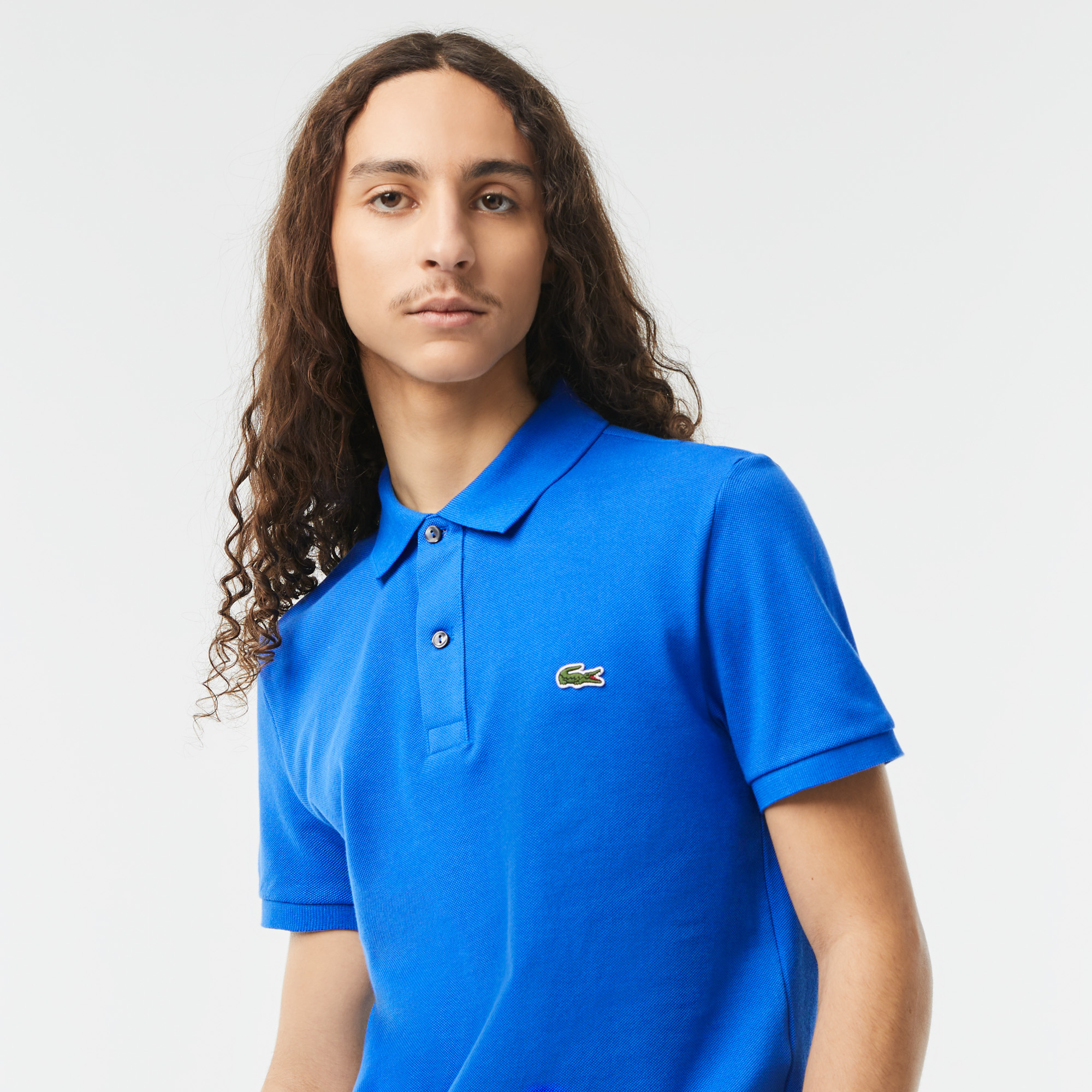 POLO LISO SLIM FIT EN PIQUÉ HOMBRE LACOSTE - Korner